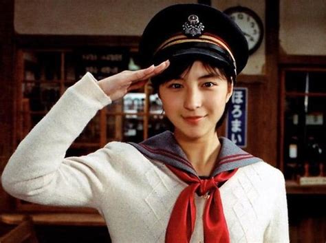 소녀에서 엄마로 돌아온 원조 하이틴 스타 히로스에 료코의 [하나와 미소시루] 미디어라이징 무비