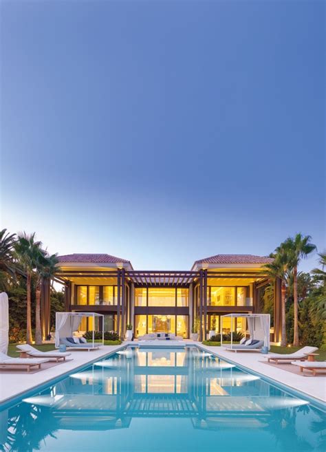 Lucas Fox Buying Guide