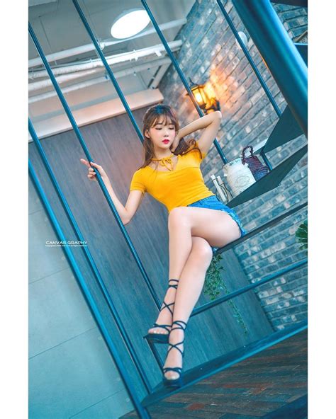 진유리🧚🏻‍♀️ Yuuuri 37 • Instagram 사진 및 동영상 Korean Girl Fair Grounds Ballet Photo And Video