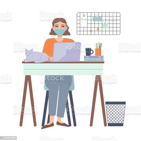 보호 얼굴 마스크와 집에서 노트북과 함께 앉아 소녀 집에서 여가 시간을 보낼 수 있습니다 홈 오피스 집에서 일 프리랜서 잠금