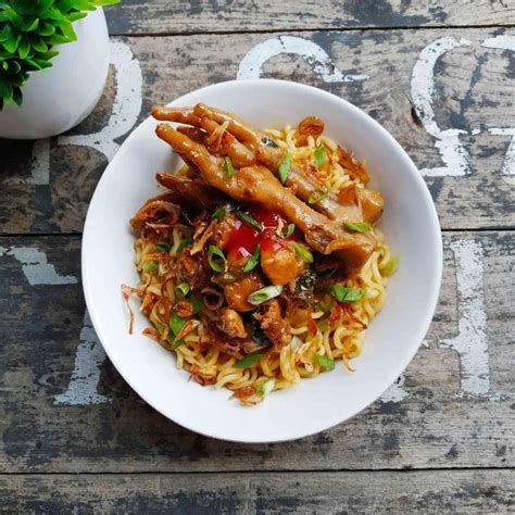 Resep Mie Ayam Ceker Jajandirumah Sederhana Rumahan Di Yummy App