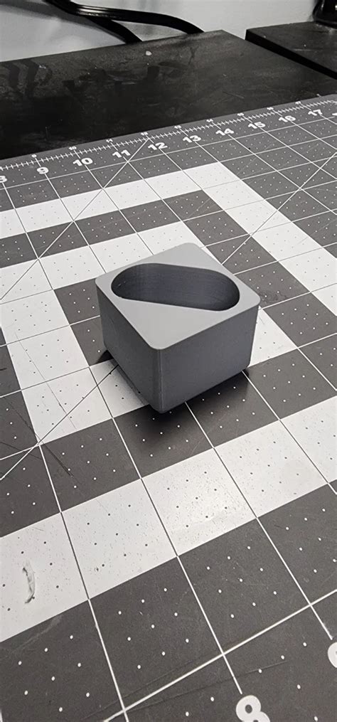 Gridfinity 1x1 Roku Remote Stand By Leebuck Makerworld