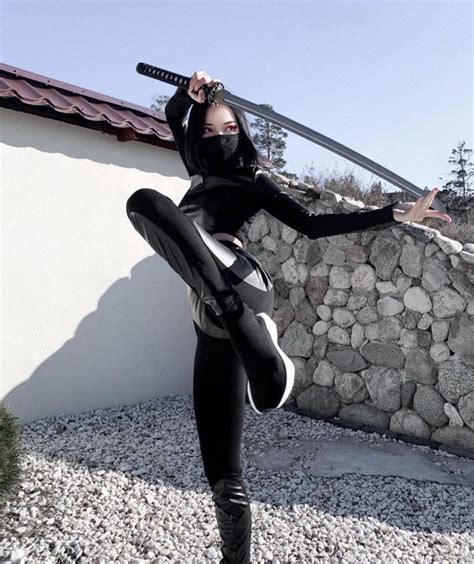 Pin By Latte Macchiato On референсы Human Poses Reference Pose