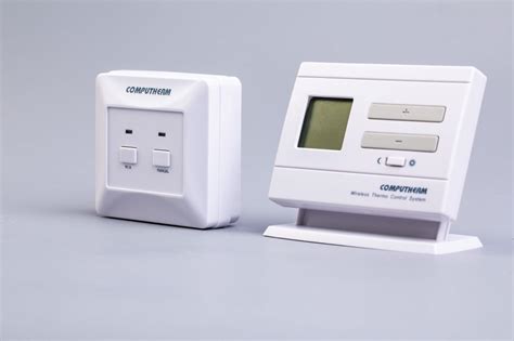 Радиоуправляем безжичен дигитален стаен термостат Computherm Q3rf Toplomax