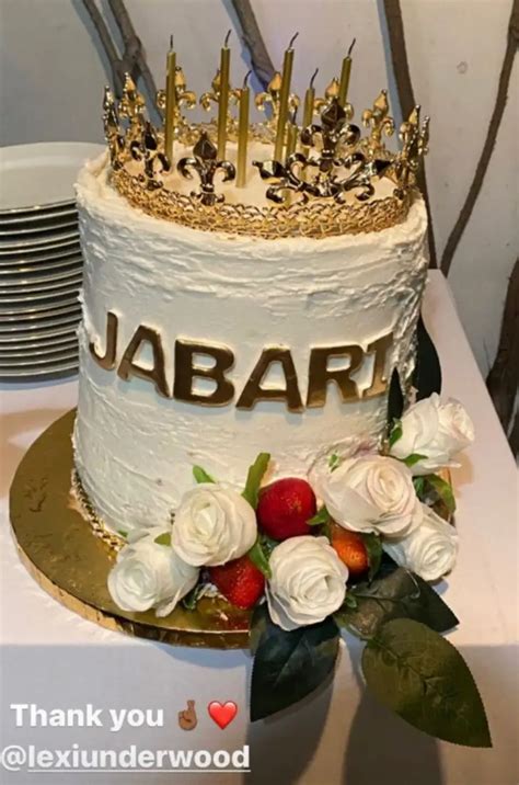 Who Is Lexi Underwood Babefriend Is Lexi Dating Jabari Banks