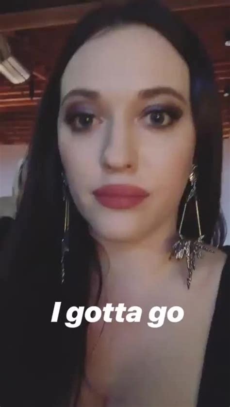 God Shes Good Looking Scrolller
