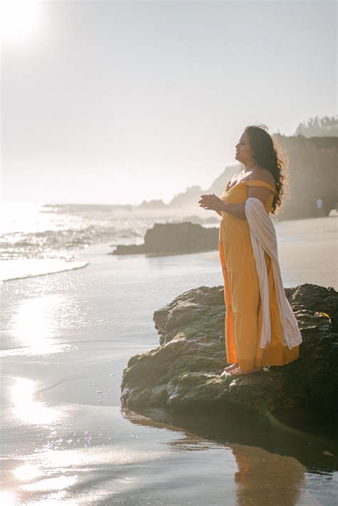 Check Out Khaki Martins Story Voyage La Magazine La City Guide