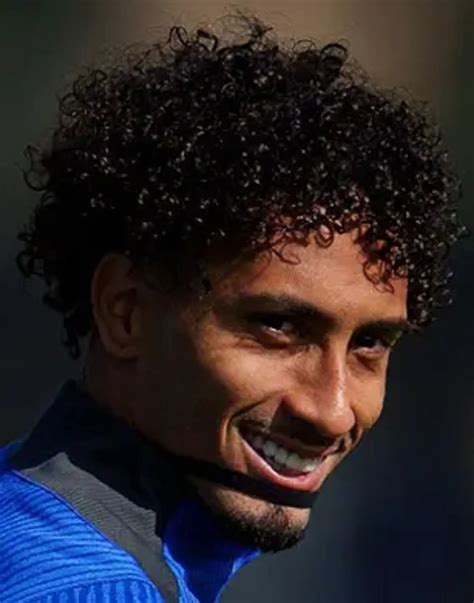 El Nuevo Peinado De Raphinha Finalmente Surte Efecto ¿cuál Prefieres