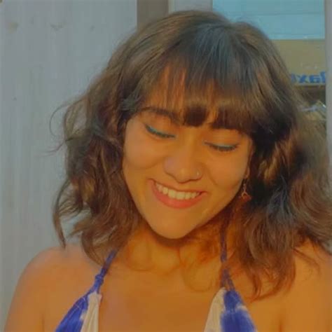 Wubbalubbadubdub Kritika Kapoor On Threads