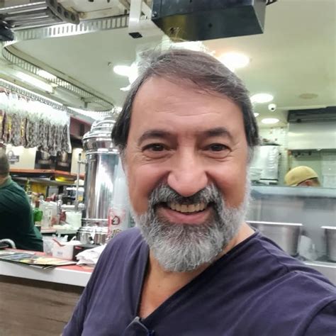 Vito Frugis Neto Vito Frugis Neto • Threads Say More