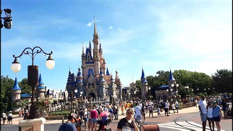 Exploring Magic Kingdom The Great Castle Entrance Long To Gate Disney
