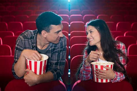 3 페이지 성인 영화 이미지 Freepik에서 무료 다운로드