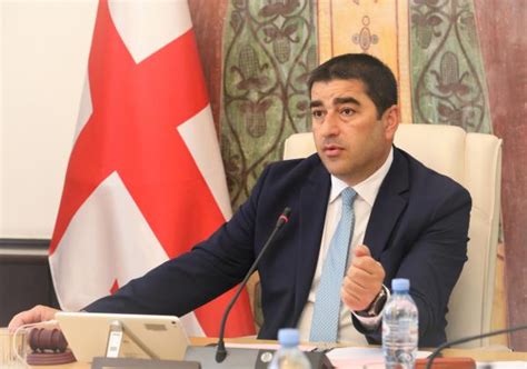 პაპუაშვილი რუსეთთან პირდაპირი ფრენები არც ერთ საერთაშორისო სანქციას არ არღვევს