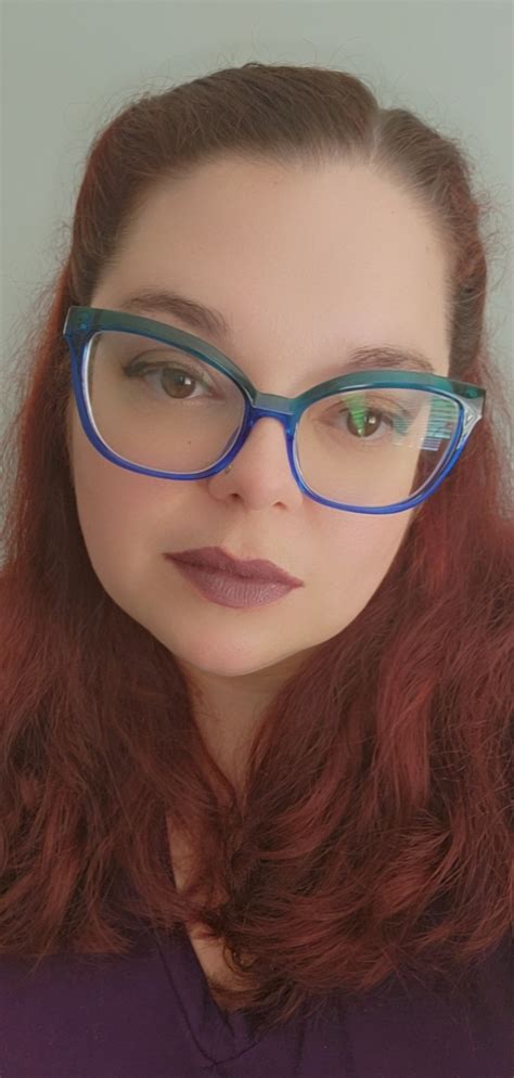 Perfect Glasses To Frame Out My Eyes R Girlswithglasses