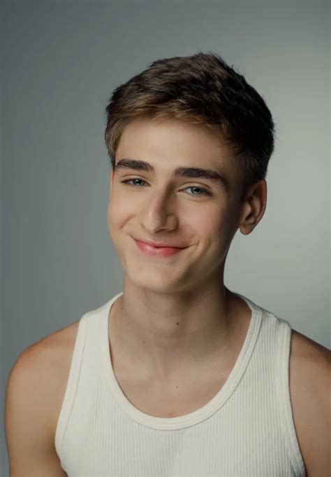 Sam Sabbá Comenta Como Os Esportes Agregam Valor à Carreira De Ator