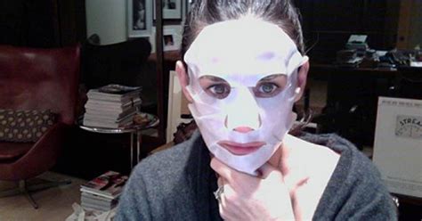 Twit Of The Day Demi Moore Mirror Online