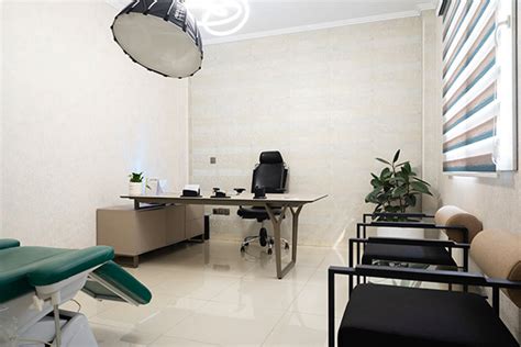 دکتر علی رضوانی، پزشک زیبایی