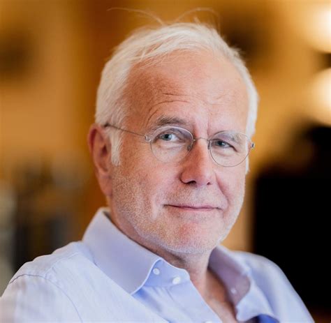 Tv Entertainer Harald Schmidt Bekommt 272 Euro Rente Welt