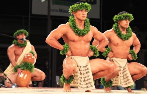 Kane Ke Kai O Ka Hiki Male Lei Man Lei Grass Skirt Men