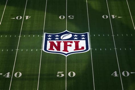 Nfl Football Field Grass Design Considerations For Artificial Turf