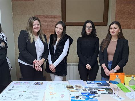 ВТУ Педагогически факултет Кръгла маса „Играя и общувам“ 2023