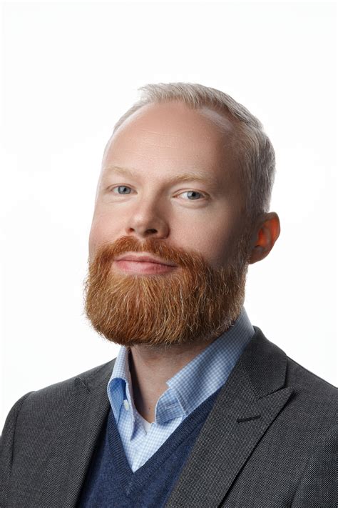 Henrik W Moe Medium