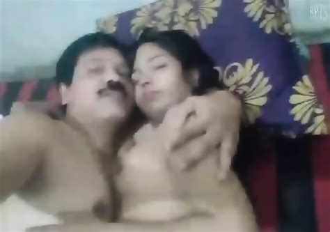 Giving Promise To Desi Girl And Making Her Nude Mms