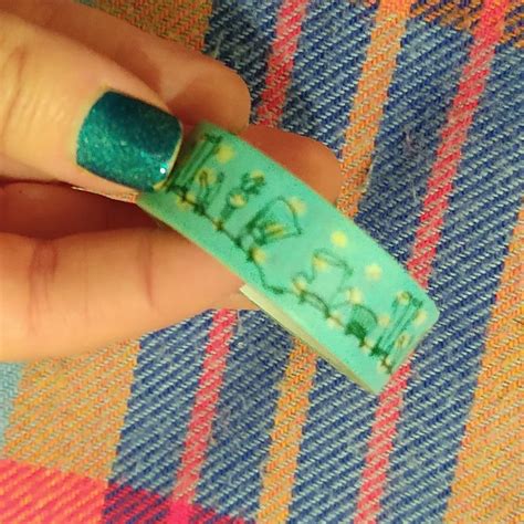 کمدا قیمت و خرید چسب نواری طرحدار رنگ در طرح های مختلف