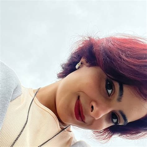 Hedieh Hediehhs0 • Threads Say More