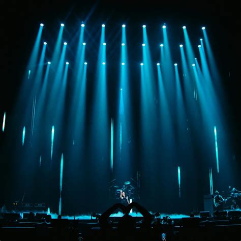 Ig ดา ธนิดา ธรรมวิมล คิดถึงทุกคนหน้าเวทีนะคะ 🤘🏼💋 📷 Natsawek Instagram