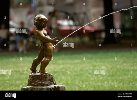 Statue Of Boy Urinating At Virginia Ertel Blog