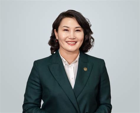 Шүүхийн академи