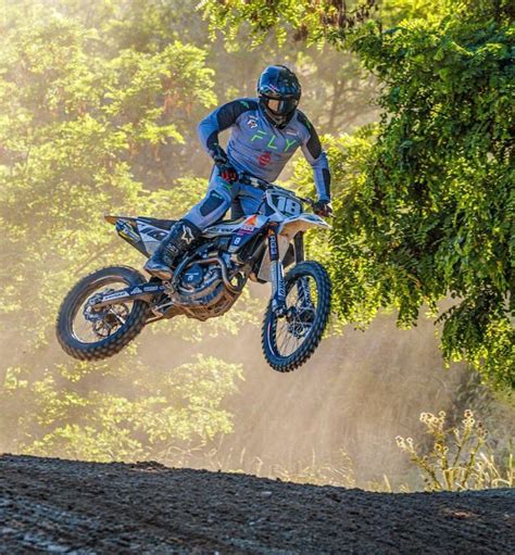 6d Helmets Introducing The First Of Two New Pilot Limited Edition Color Options This Design