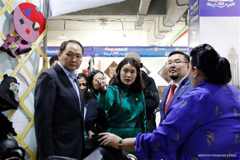 Г Занданшатар Эх оронч худалдан авалт хийж үндэсний үйлдвэрлэгчдээ дэмжицгээе