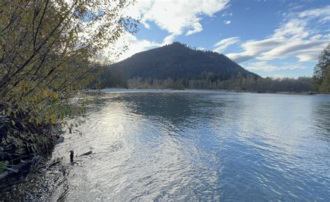 Brief Flood Warnings Issued To Parts Of Whatcom County Classic Rock 92 9 Kism