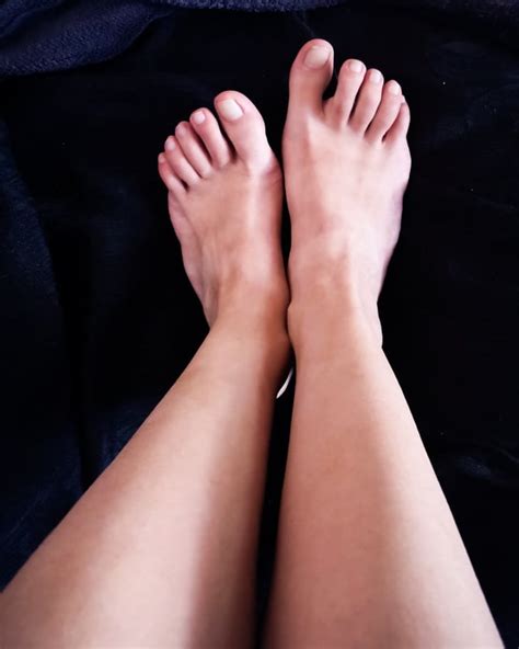 Hello October R Womenfeet