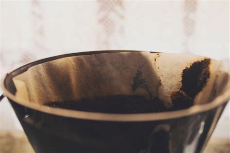 무료 이미지 커피 목재 포도주 컵 라떼 카푸치노 식품 세라믹 마실 것 음주 아침 식사 빵 굽기 에스프레소 카페인 원기 회복 필터 모양 구운