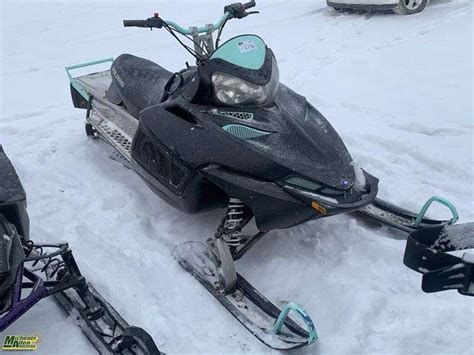 2007 Polaris Rmk Snowmobile Michener Allen Auctioneering Ltd