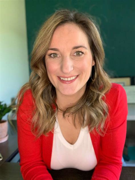 Meet Jen Vanee Jen Vanee