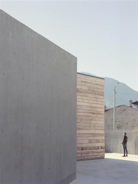 Alfredo Vanotti Marcello Mariana · Casa In Valtellina · Divisare