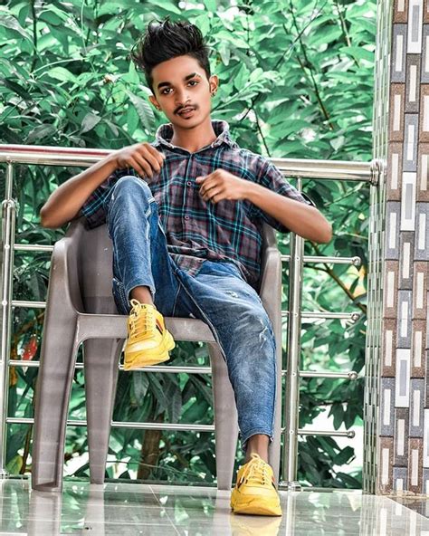 Nikhil Chaudhari On Instagram “niklanidosti Varshipchaudhari
