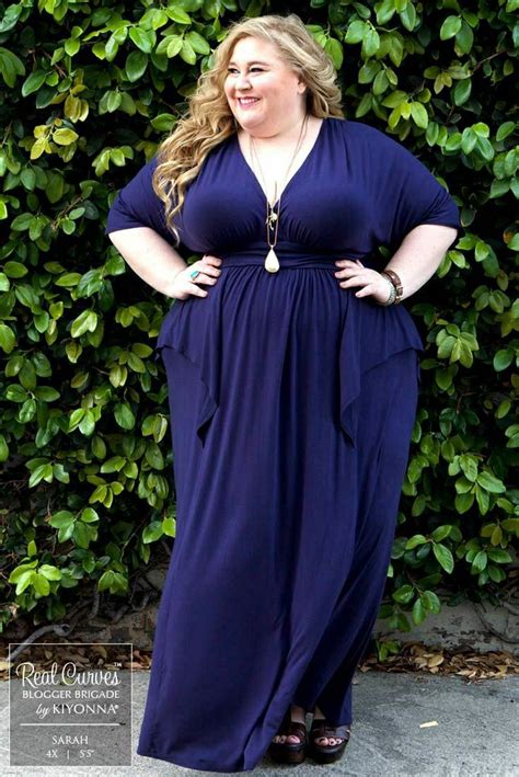 Chrissy Metz Shows Off Her Sophisticated Style As She Rocks Navy Gown