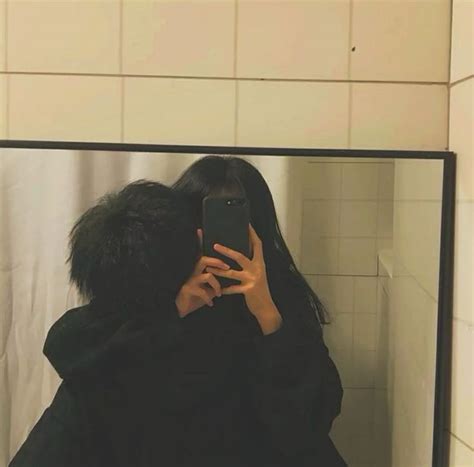 Pin By H On Girl Pfps Cute Anime Couples Cute Couples Goals Cute Couples