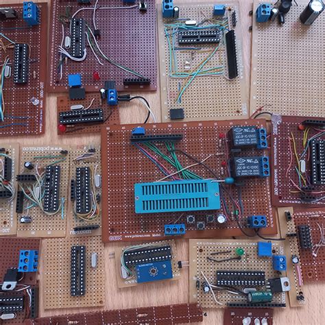 تمایز برد های چاپ شده با Cnc Pcb با برد های دستی Iran Mechatronics