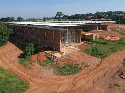 Gallery Of Renzo Piano Designs Emergency Hospital In Uganda With Rammed