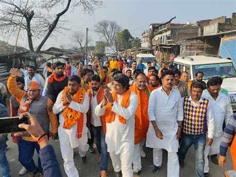 Vinay Kumar Jaiswal यशस्वी मुख्यमंत्री जी परम् पुज्य Myogiadityanath जी महाराज के आशीर्वाद से