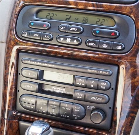 Holden Commodore VX Series I II VU Aerpro