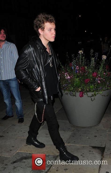 Épinglé Par Mary Rita Jessica Nathan Sur Faces