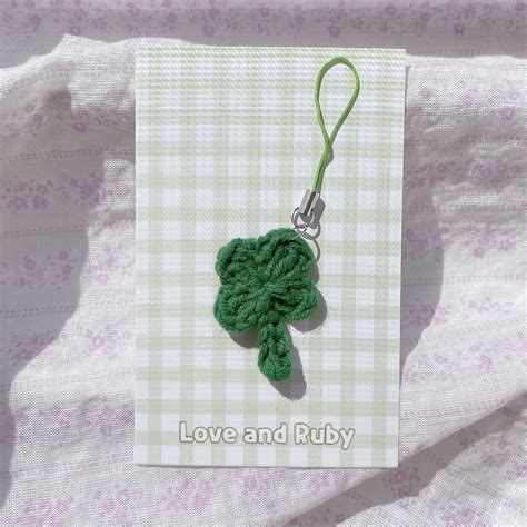뜨개 네잎클로버 키링