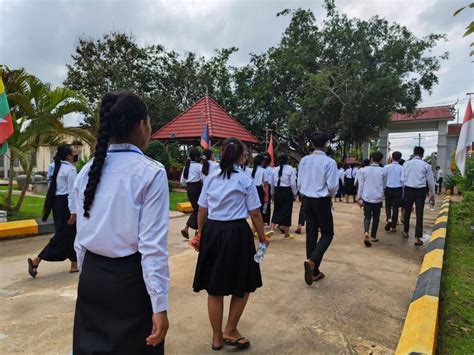 ក្រសួងអប់រំបង្ហាញលទ្ធផលបេក្ខជនប្រឡងបាក់ឌុបឆ្នាំនេះ៖ជាប់ ៩៨ ៤៦០ នាក់ និទ្ទេស A ចំនួន ១ ៦៧៣ នាក់